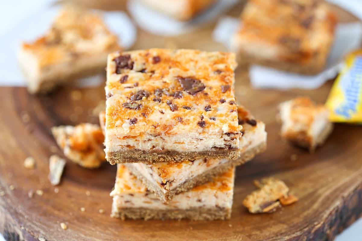 Butterfinger Cheesecake Bars - Gal on a Mission